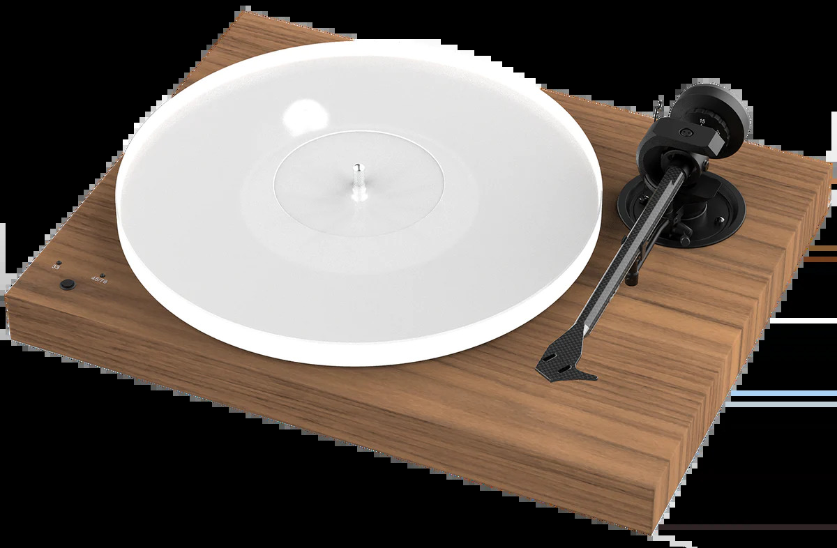 Pro-Ject X1B turntable
